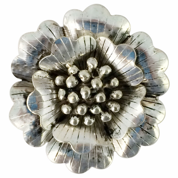 Flower Pendant Antique Silver Pewter Large » Flower Charm